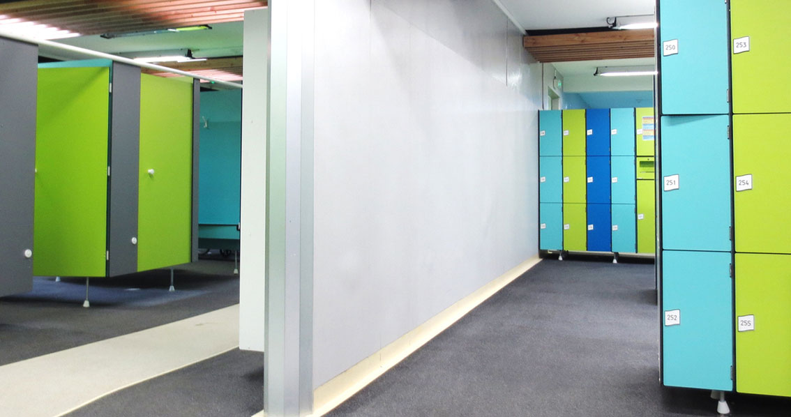 Захисні плити, панелі та накладки для стін SPM